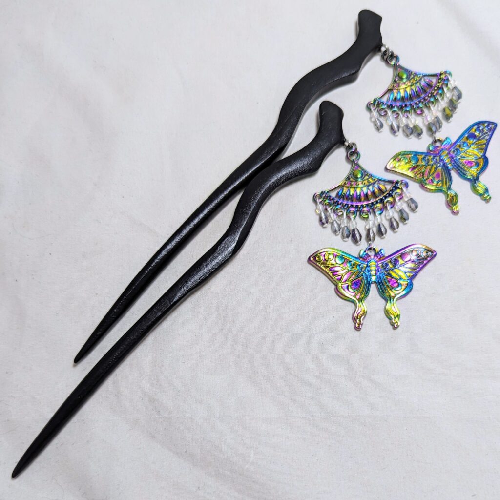 luna fans hair sticks - A Case of Random